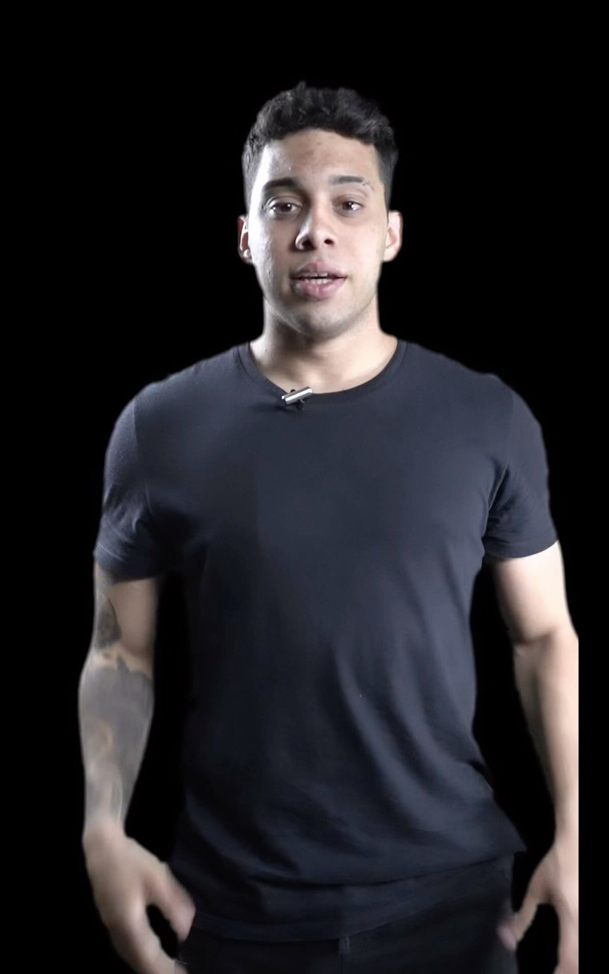 Foto: Gabriel Monteiro se casou em maio deste ano, quando já estava preso - Purepeople