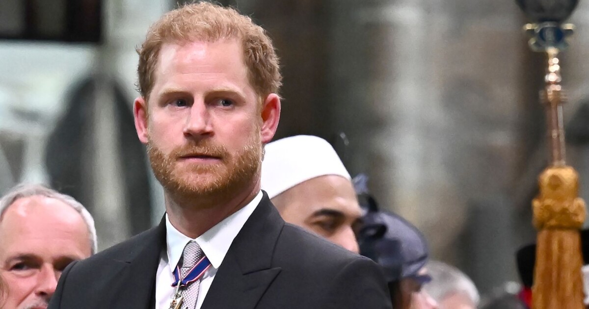 Sem Meghan Markle e sem abrigo! Príncipe Harry deixa EUA e volta ...