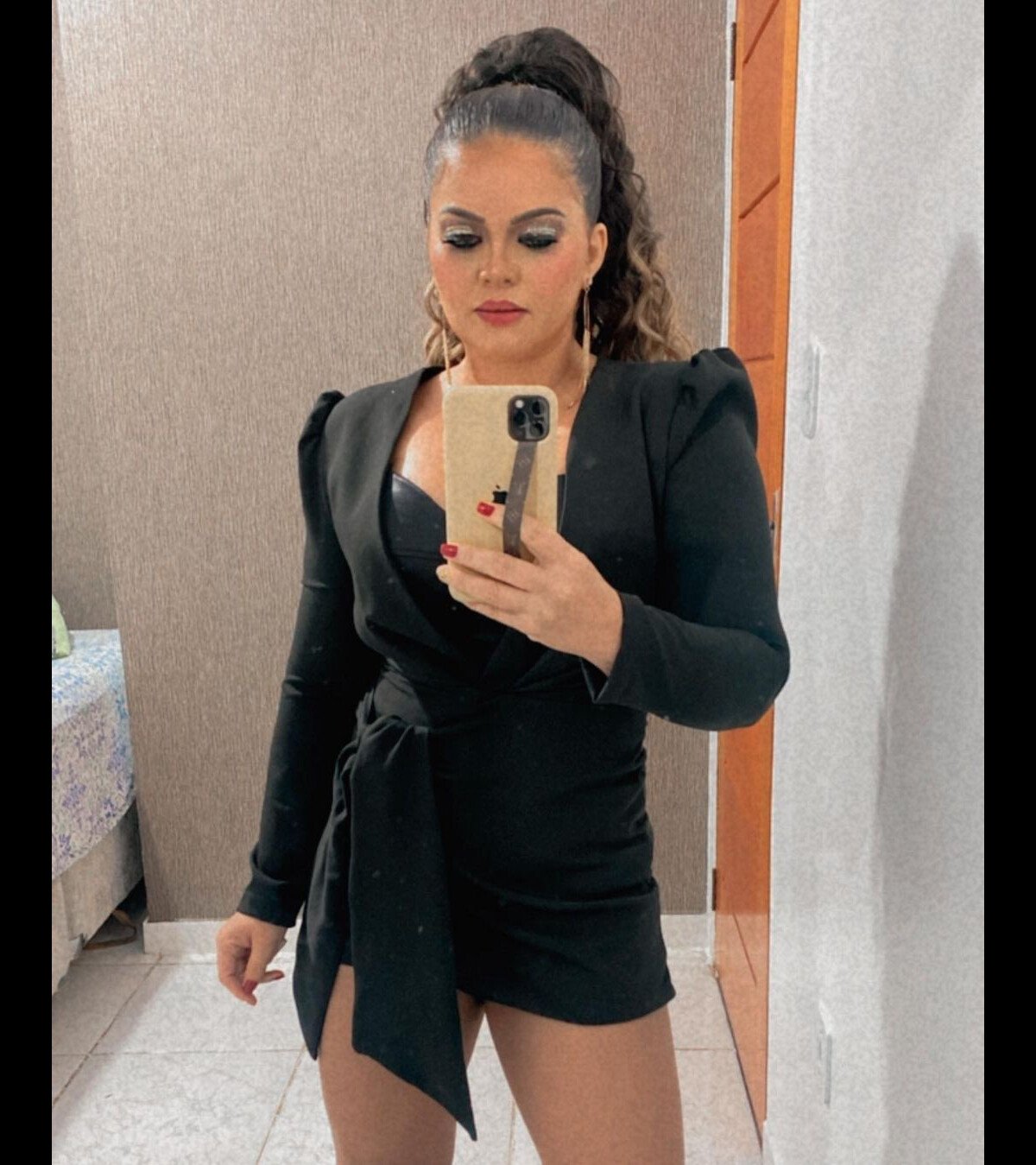 Foto: Morte da cantora Dani Li morreu aos 42 anos em Curitiba, no Paraná, onde havia sido ...