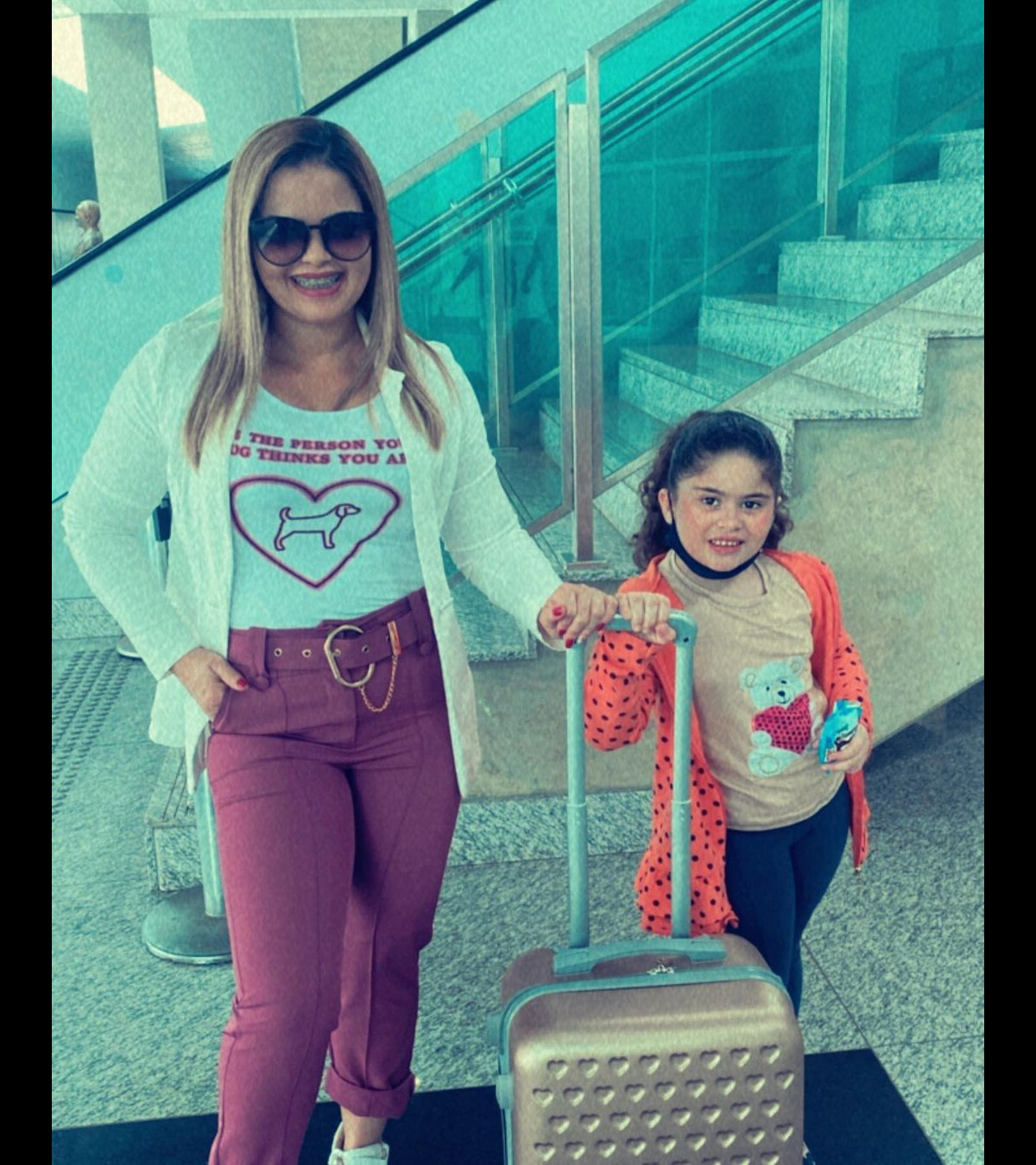 Foto: Dani Li deixa marido e filha, Isabelly, de 7 anos - Purepeople