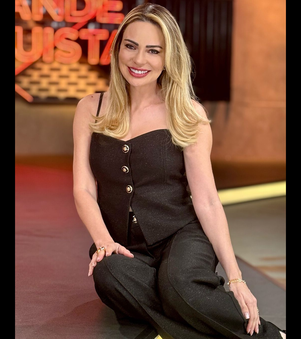 Foto: Rachel Sheherazade vai ganhar um novo programa? Loira estaria ...