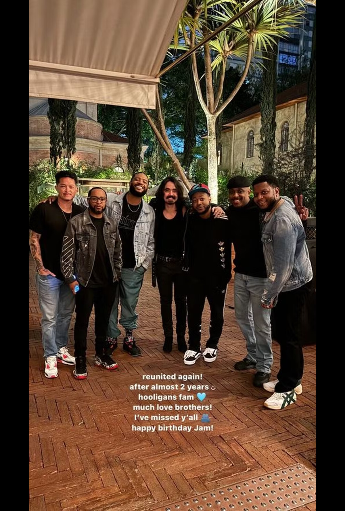 Foto: Bruno Mars está no Brasil e banda do artista reencontrou com ...