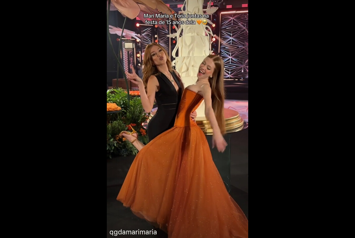 Foto: Maria Victoria posou com a tia Mari Maria em sua festa de 15 anos ...