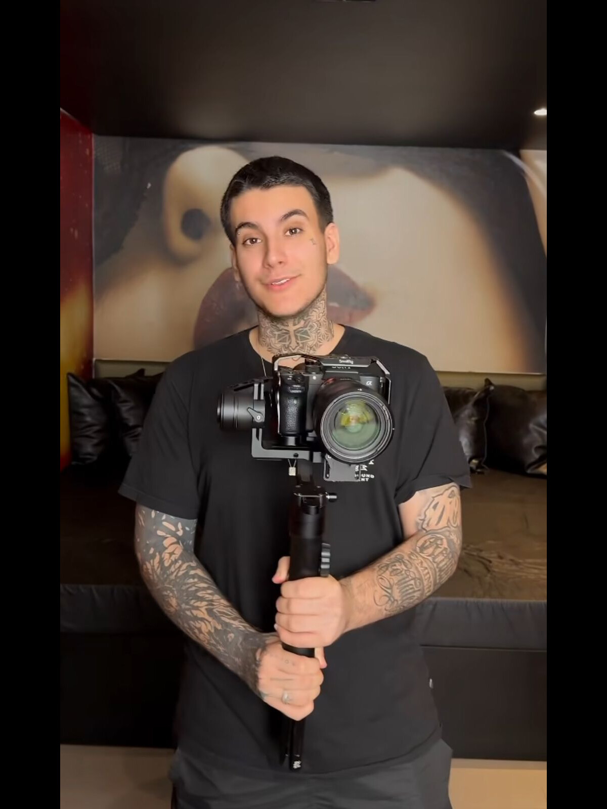 Foto: Arthur Urach, de 19 anos, gravou novo vídeo pornô da mãe ...