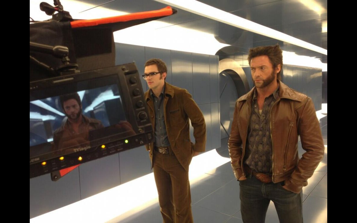 Foto: Nicholas Hoult, que interpreta o Fera, e Hugh Jackman, o ...