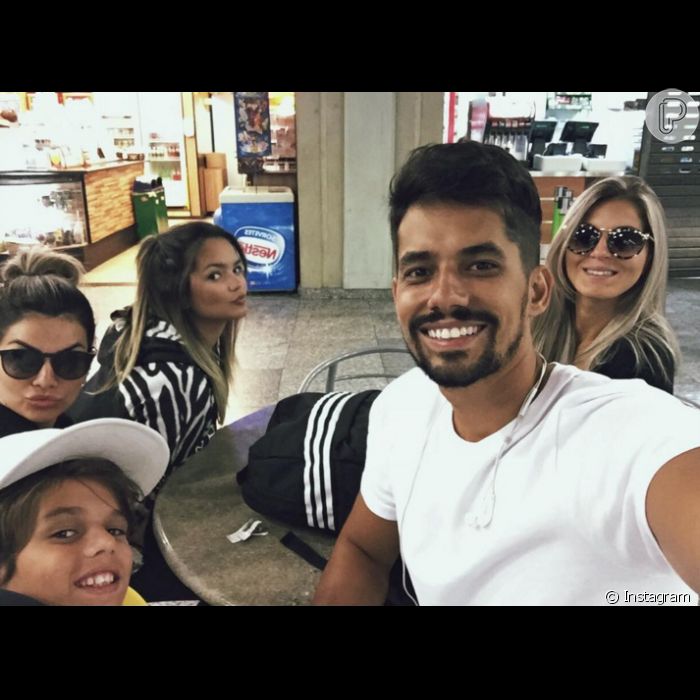 Kelly Key e a família estão em Orlando, nos EUA - Purepeople