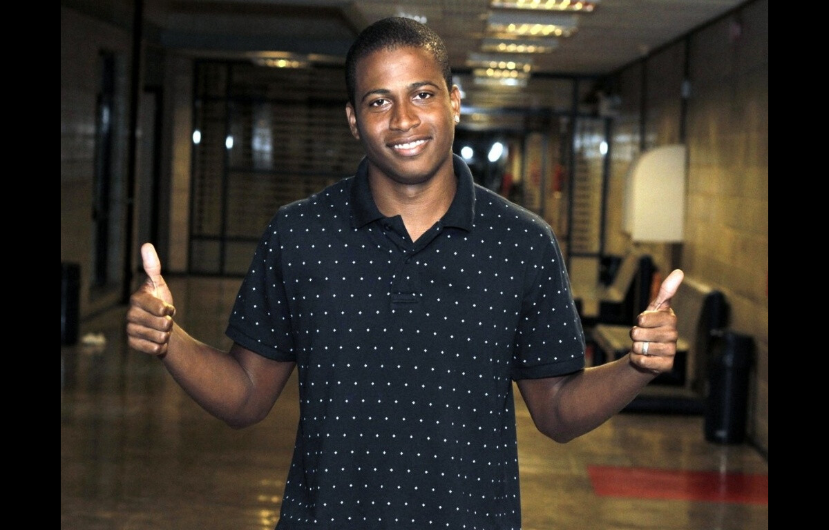 Foto: Participante do 'BBB15', Luan Patrício luta para conseguir uma ...