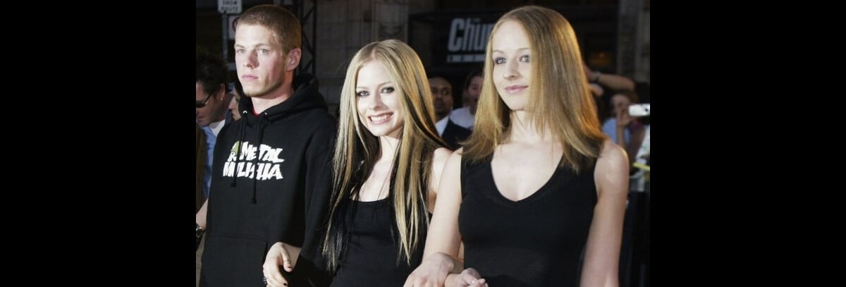 Foto: Avril tem dois irmãos: a mais nova, Michelle Lavigne, e o mais ...