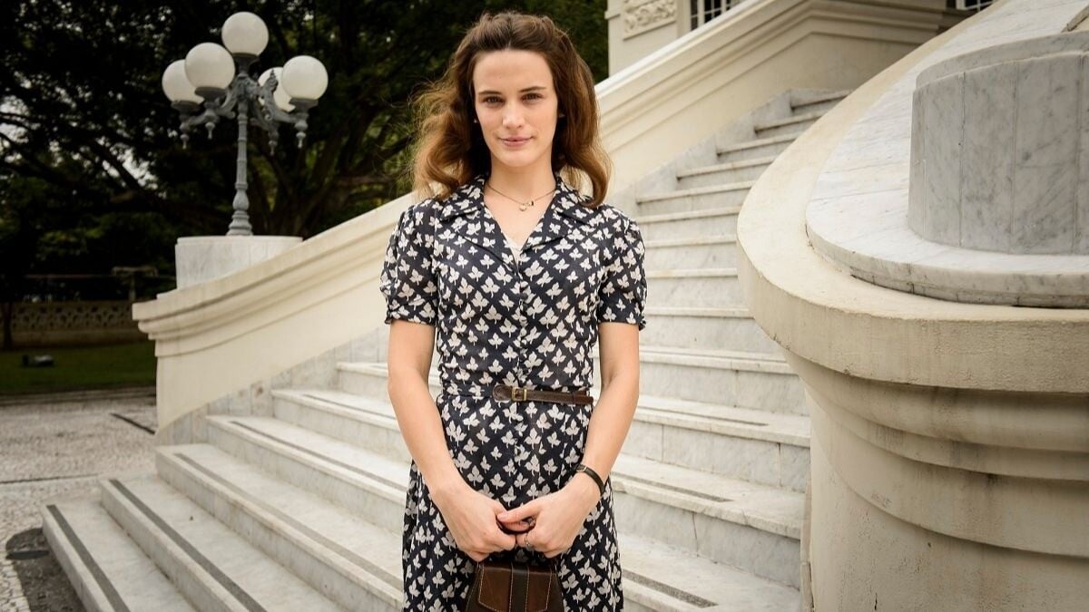 Foto: Maria (Bianca Bin) descofia dog golpe de Ernesto (Eriberto Leão ...