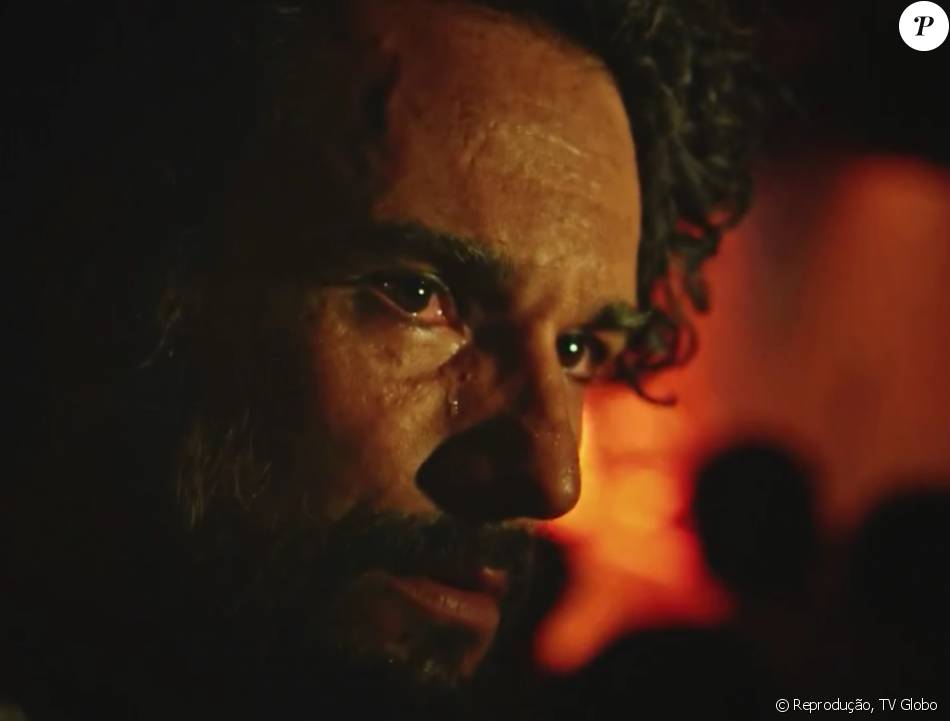 Afrânio (Rodrigo Santoro) acorda do coma e se emociona ao ver Iolanda ...