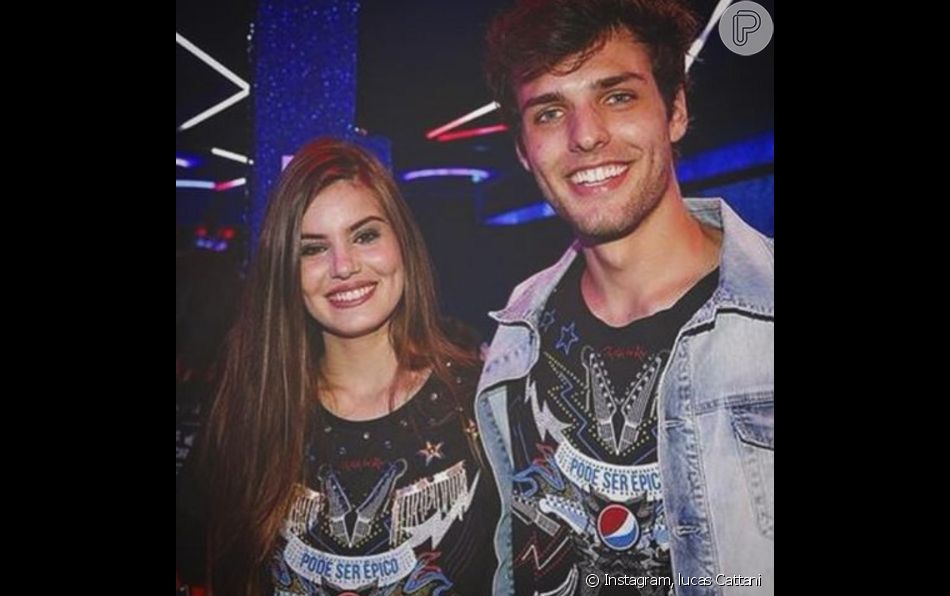 Camila Queiroz deu um ponto final no relacionamento com o modelo Lucas ...