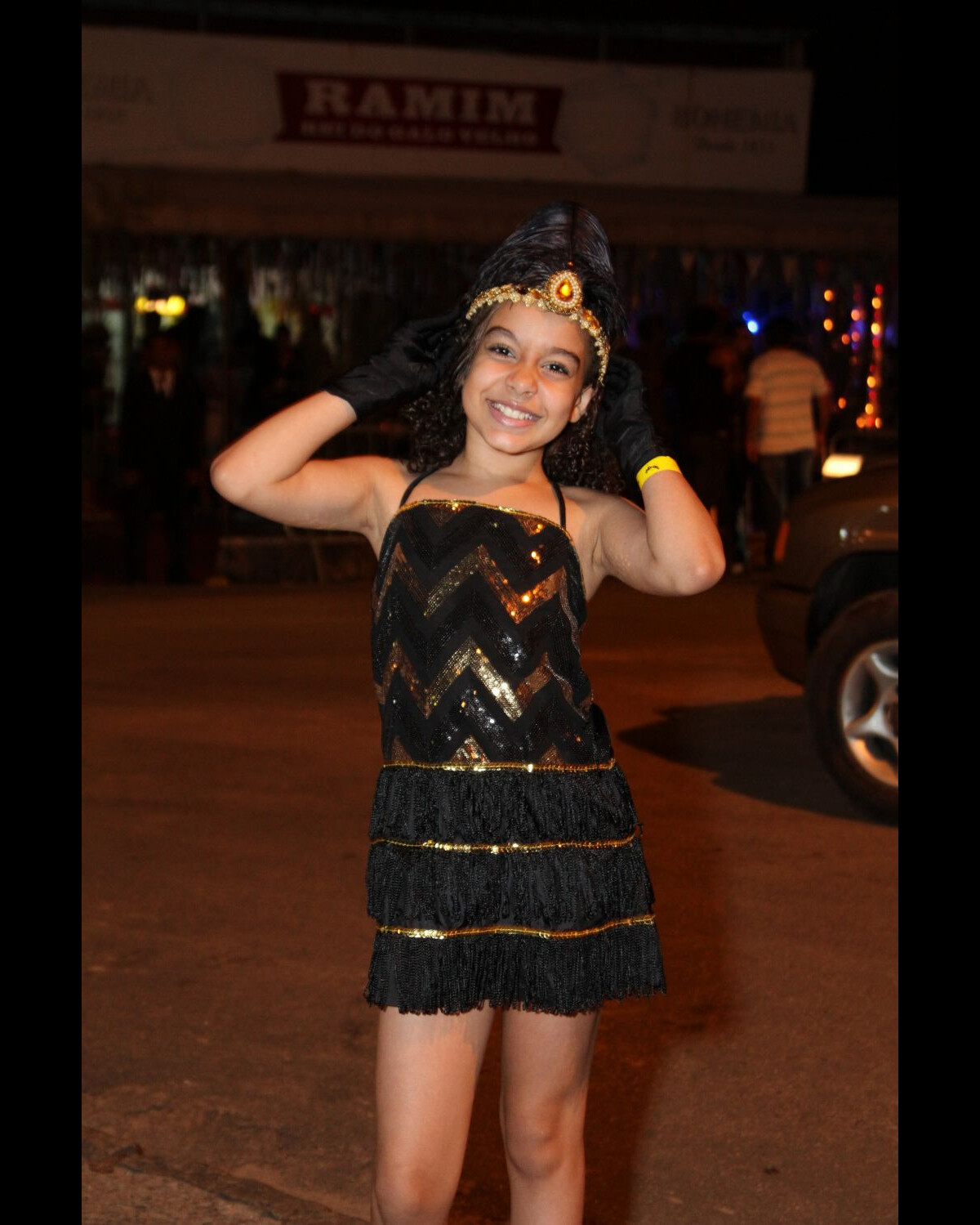 Foto: A atriz Ana Luiza Abreu estava linda de melindrosa na festa a ...