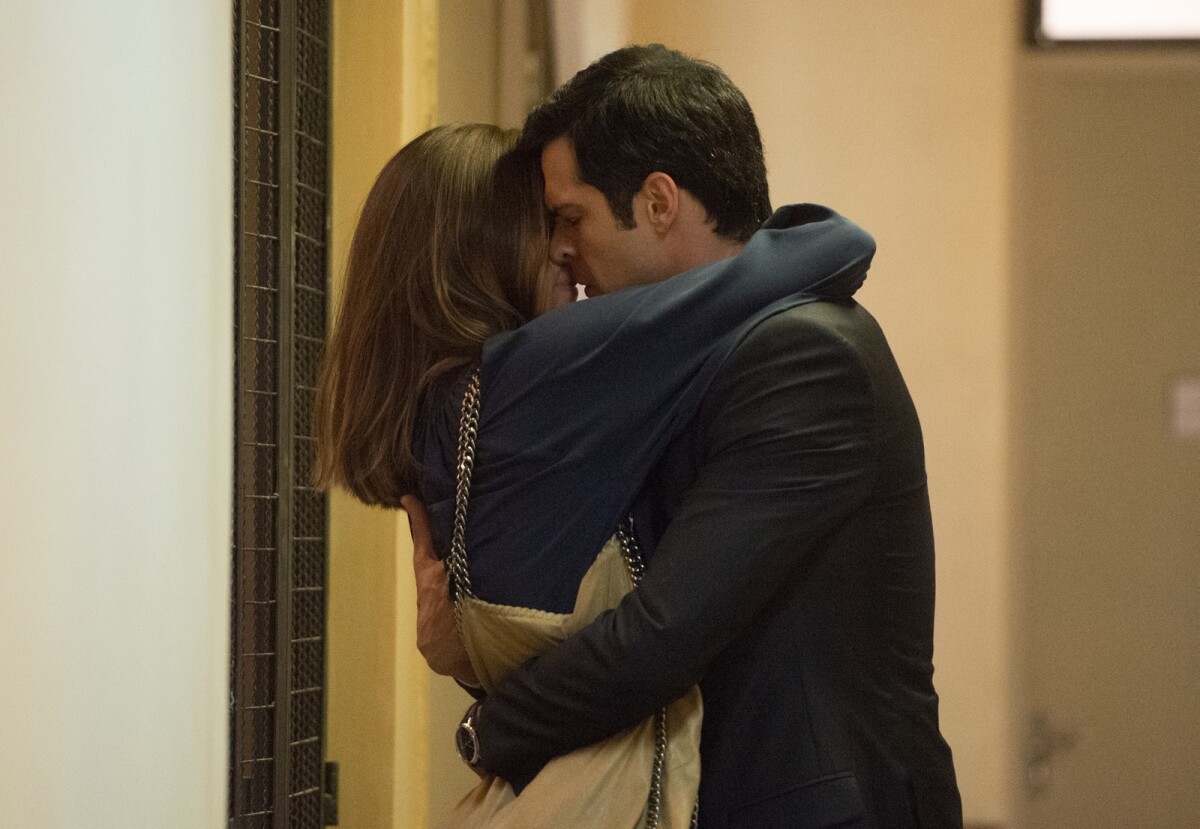 Foto: Eric (Mateus Solano) e Luiza (Camila Queiroz) reatam o namoro ...