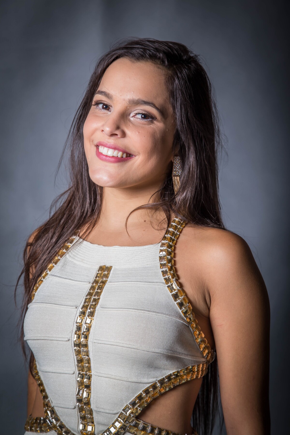Foto: A ex-BBB Emilly está tentando conhecer Neymar - Purepeople