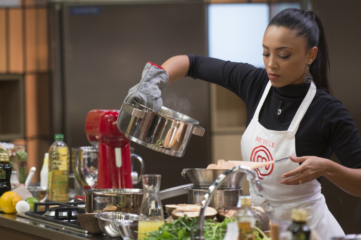 Foto: Michele segue no 'MasterChef Brasil' na disputa pelo prêmio de R ...