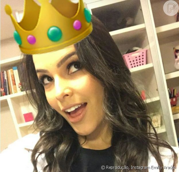 Emilly, do 'BBB17', elogia o próprio nome em vídeo: 'Como eu amo ...