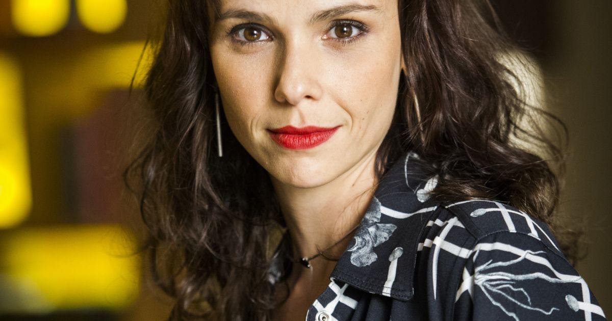 Débora Falabella Atualmente Está No Ar Como A Irene De A Força Do