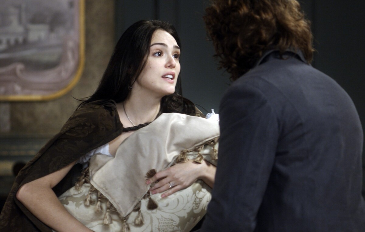 Foto: Anna (Isabelle Drummond) e Joaquim (Chay Suede) fogem do convento ...