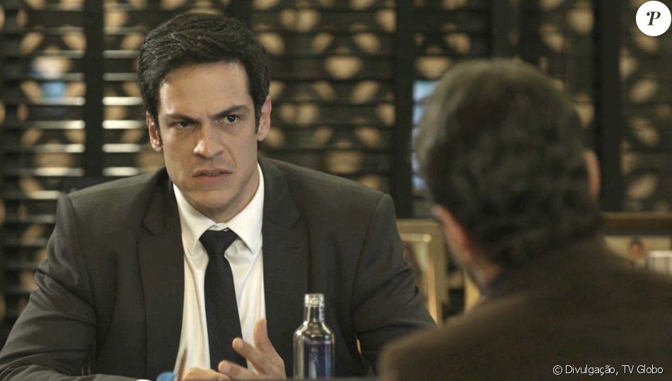 Eric (Mateus Solano) convida Malagueta (Marcelo Serrado) para ser seu ...