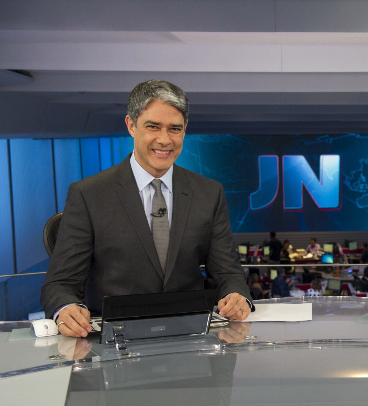 Foto: William Bonner, ao se despedir de Eliana Marques, errou o dia da ...