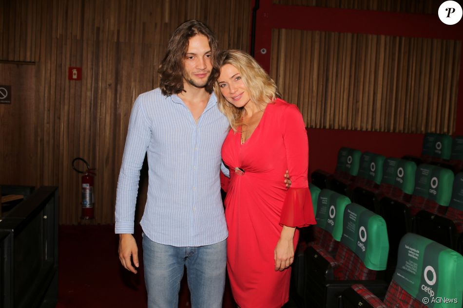 Leticia Spiller e o músico Pablo Vares querem se casar em 2018 - Purepeople