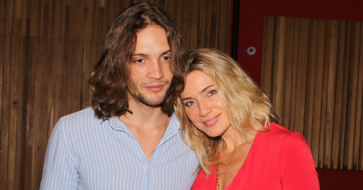Leticia Spiller e o músico Pablo Vares querem se casar em 2018 - Purepeople