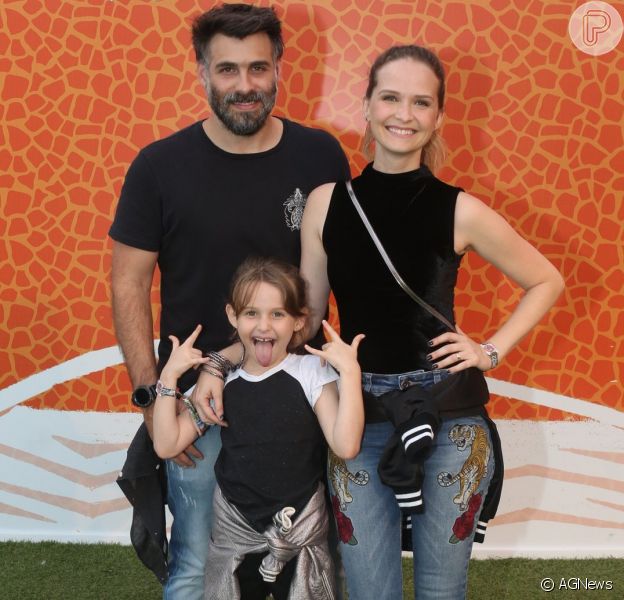 Filha de Fernanda Rodrigues, Luísa faz caras e bocas no Rock in Rio ...