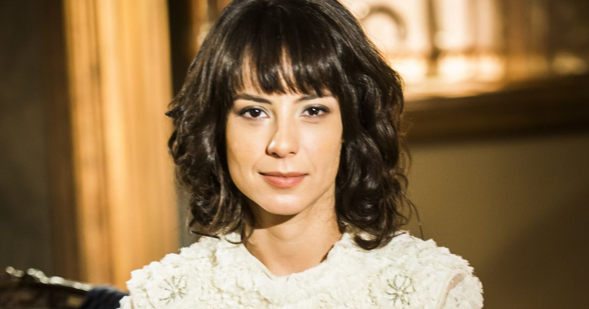 Andreia Horta brilhou como Lucinda, no primeiro capítulo da novela ...