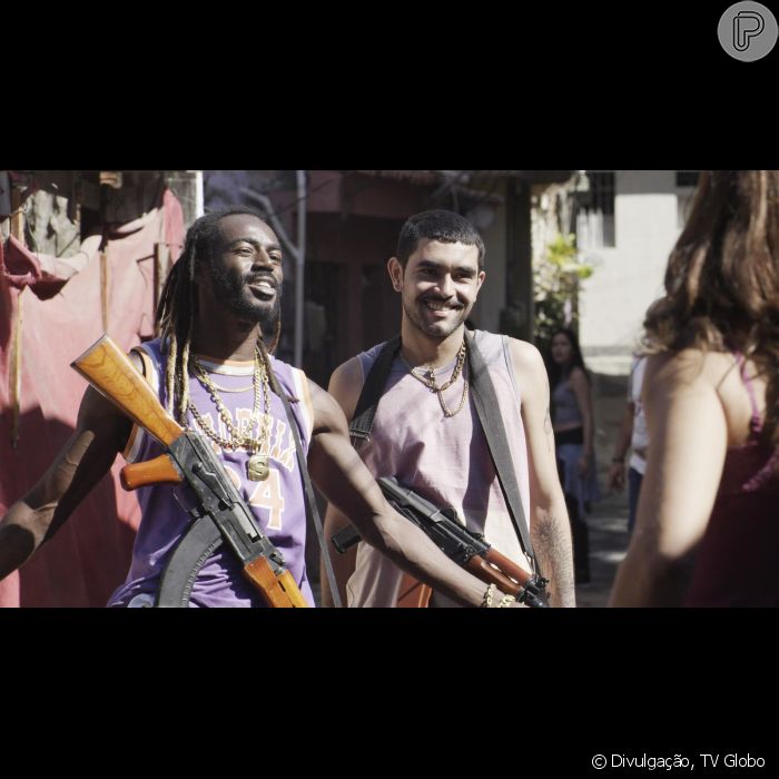 Jonathan Azevedo e Daniel Zettel se divertem nos bastidores da novela ...
