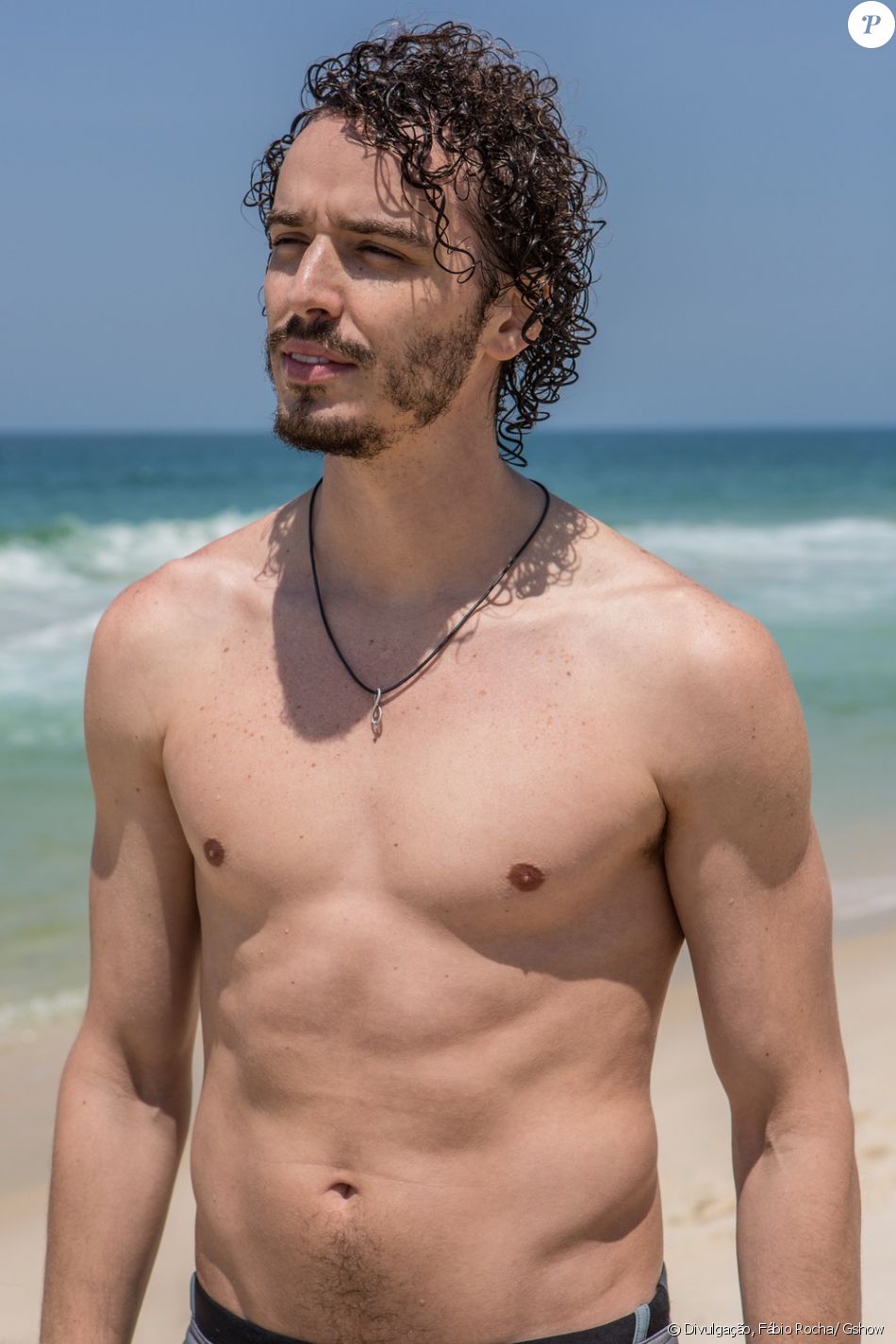 Cláudio (Gabriel Stauffer) volta ao Rio de Janeiro nos últimos ...