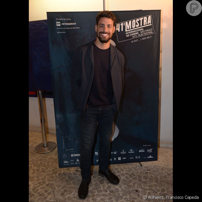 Cauã Reymond dá vida a Fernando no longa - Purepeople