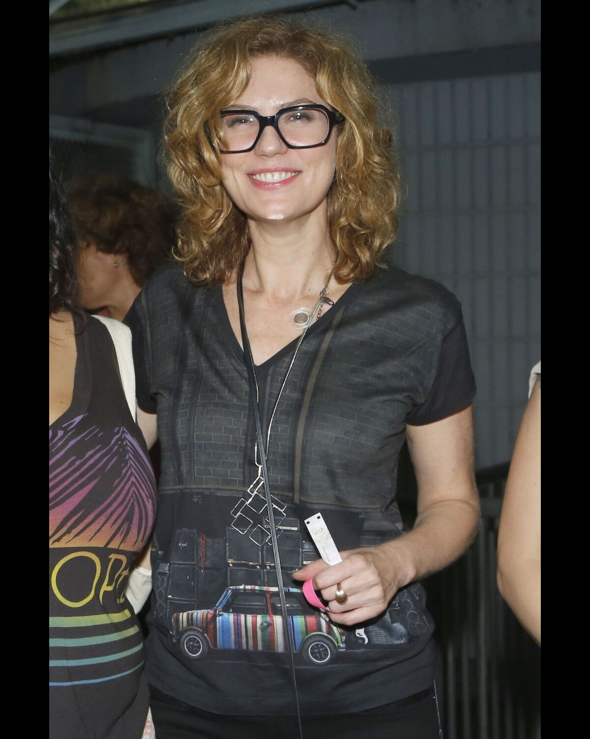 Foto: Com visual moderno, Patricia Pillar foi ao show da Gal - Purepeople