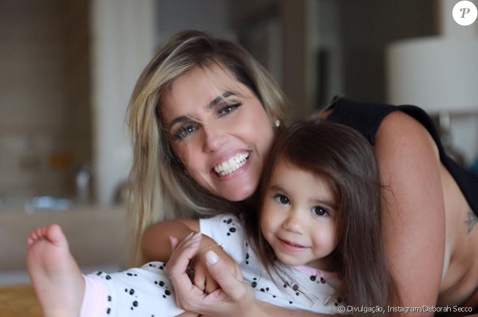 'Maria Flor Adulta', escreveu uma fã da atriz - Purepeople