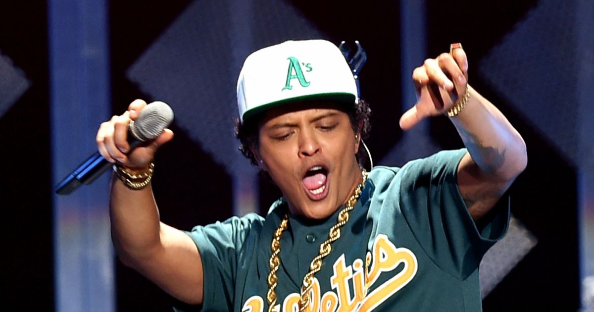 Bruno Mars canta desde criança: 'Eu costumava fazer um monte de shows ... Bruno Mars canta desde criança: 'Eu costumava fazer um monte de shows ...