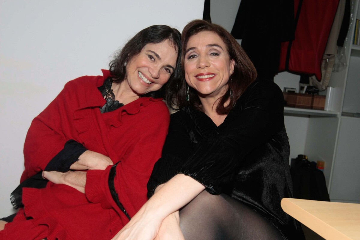 Foto: Regina Duarte e Marisa Orth na festa em comemoração pelos 30 anos ...