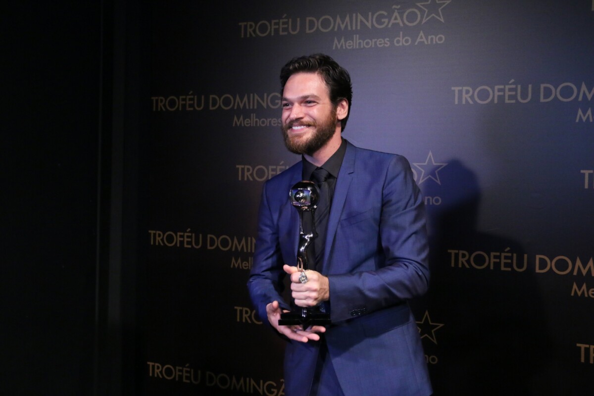 Foto: Emilio Dantas foi eleito Melhor Ator Coajuvante por 'A Força do ...