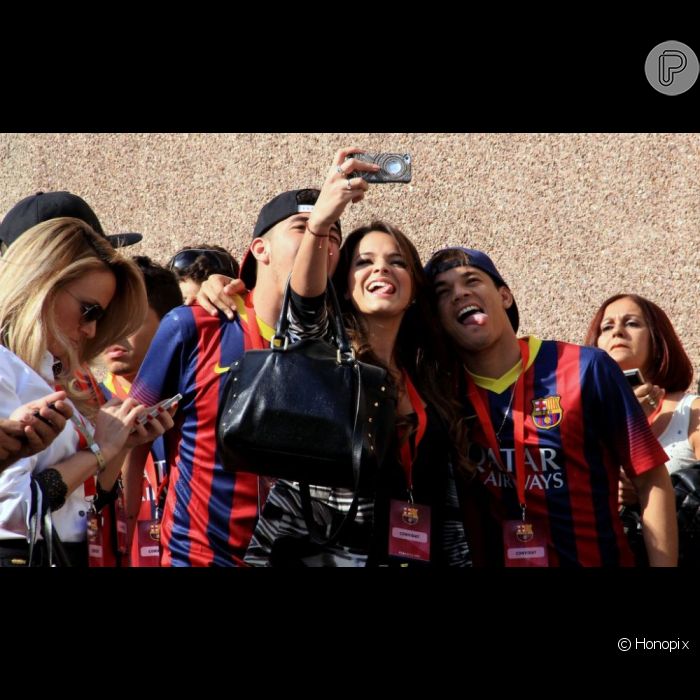 Contudo, como Leão e Aquário são signos fixos, muitas vezes ceder ao ...