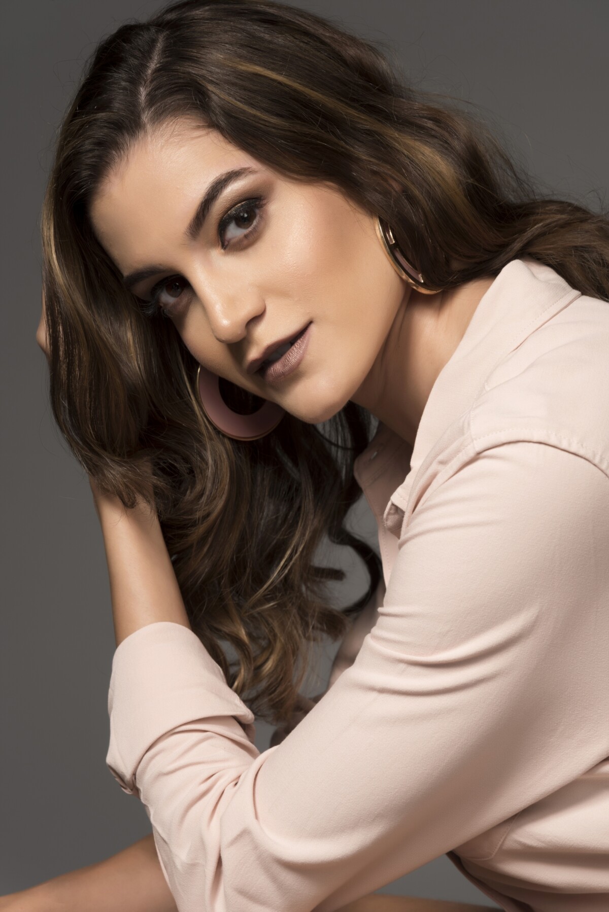 Foto: Alice na novela 'Apocalipse', Thuany Parente rejeita mentira em ...