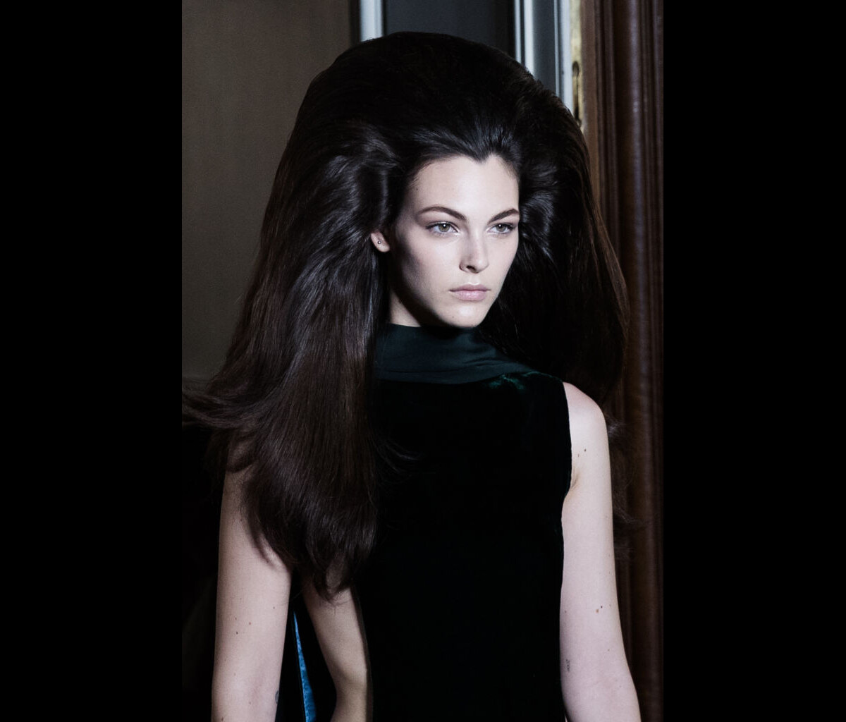 Foto: Estilo diva dos swinging 60s no desfile da Valentino - Purepeople