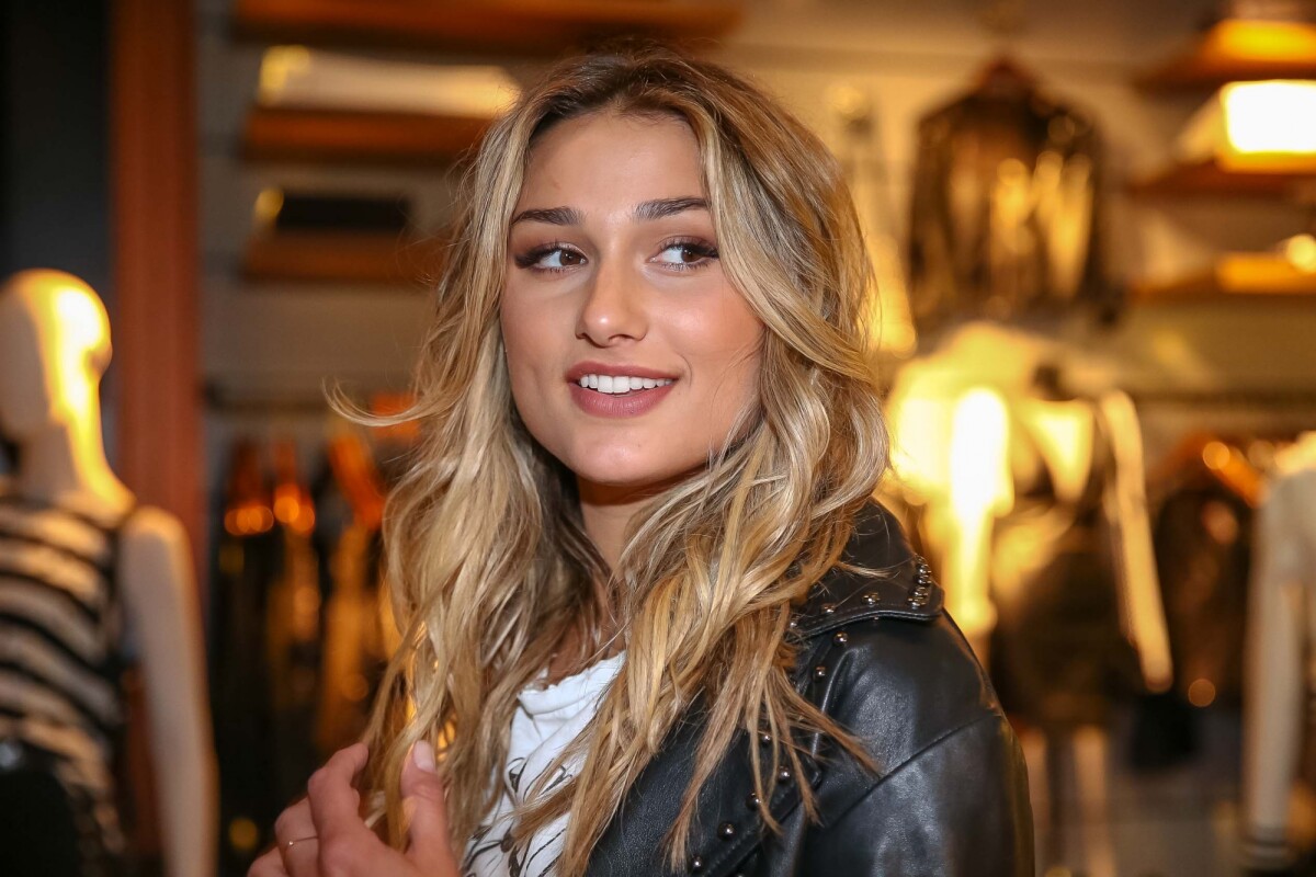 Foto: Sasha Meneghel é dona de um estilo casual e comfy - Purepeople