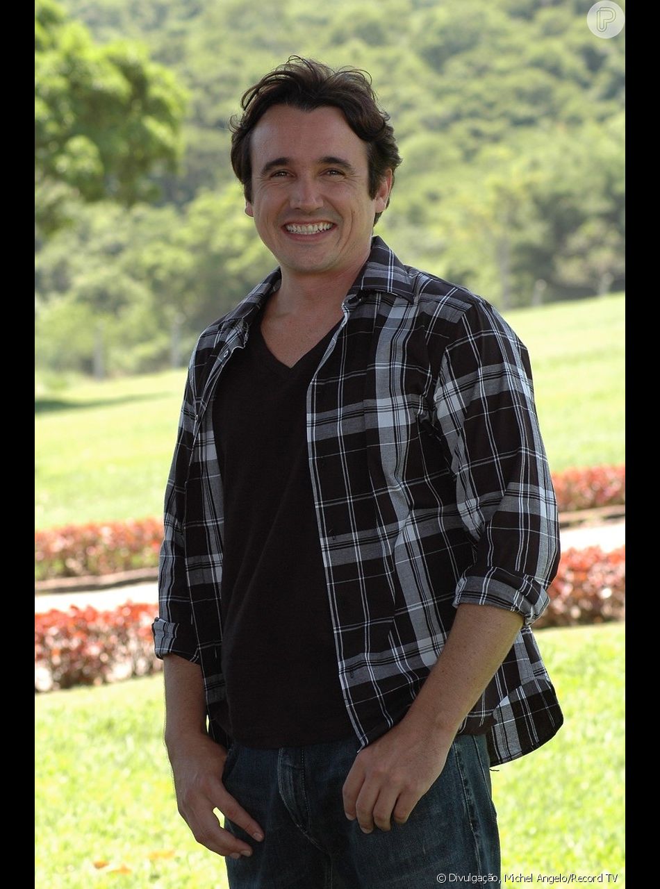 Caio Junqueira foi o Joca da novela 'Ribeirão do Tempo' (2010) - Purepeople