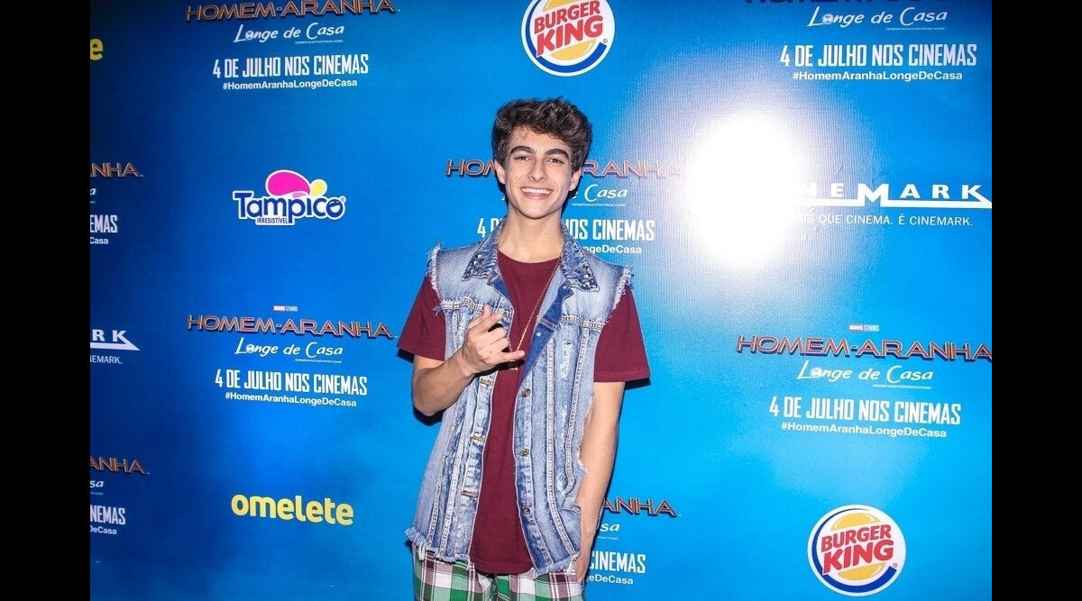 Foto: Namorado de Sophia Valverde, Lucas Burgatti curte show de Sandy e ...