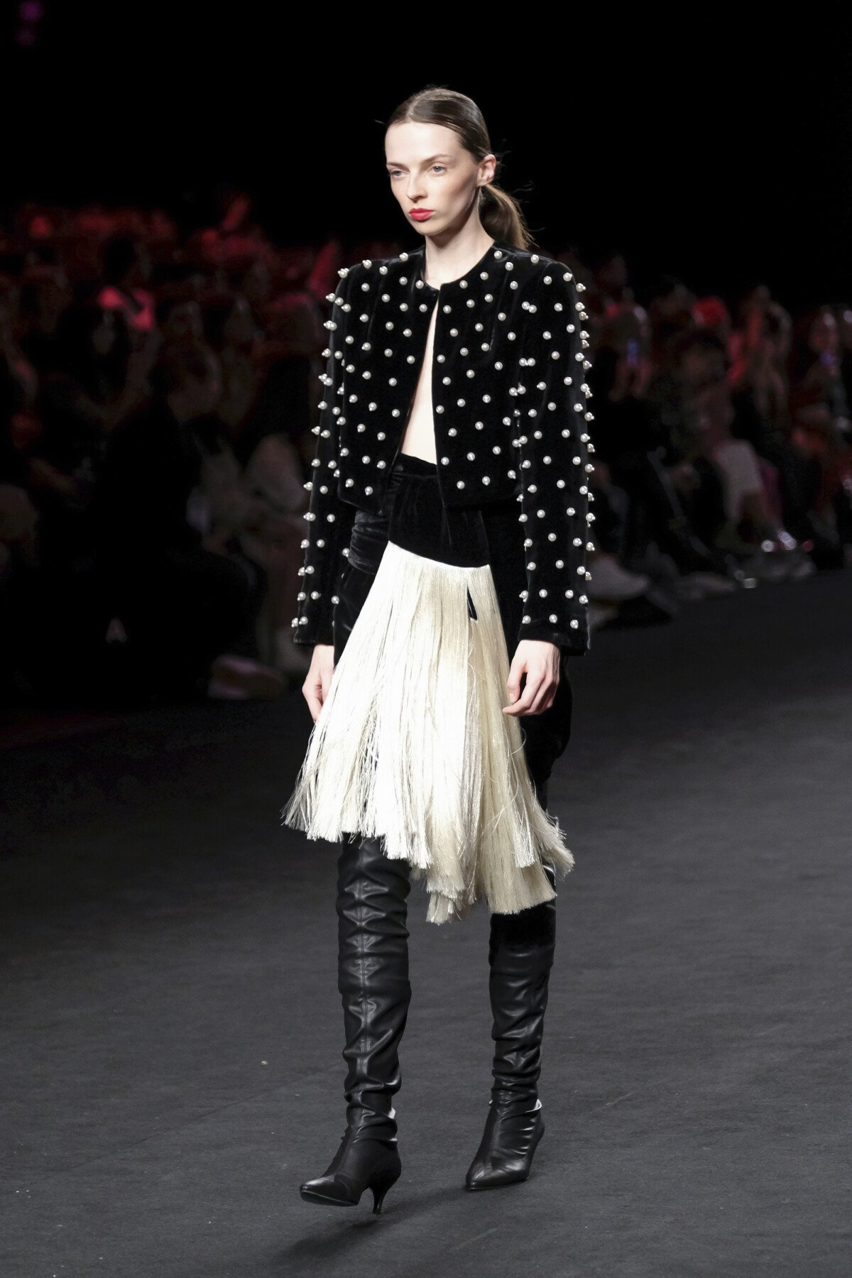 Foto: Dica de moda: franjas e detalhes em pérolas prometem valorizar o ...