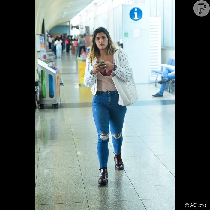 Giulia Costa vai lançar uma marca de roupas, chamada de Mahalo - Purepeople