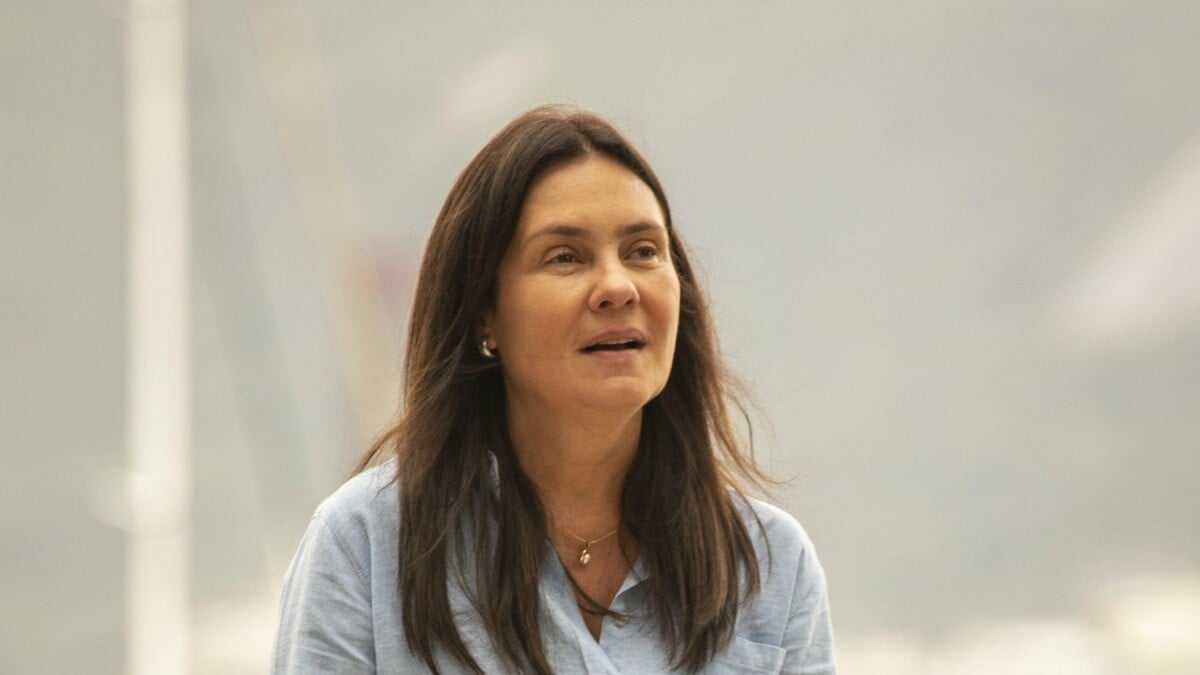 Foto: No final da novela 'Amor de Mãe', Thelma (Adriana Esteves) morre ...