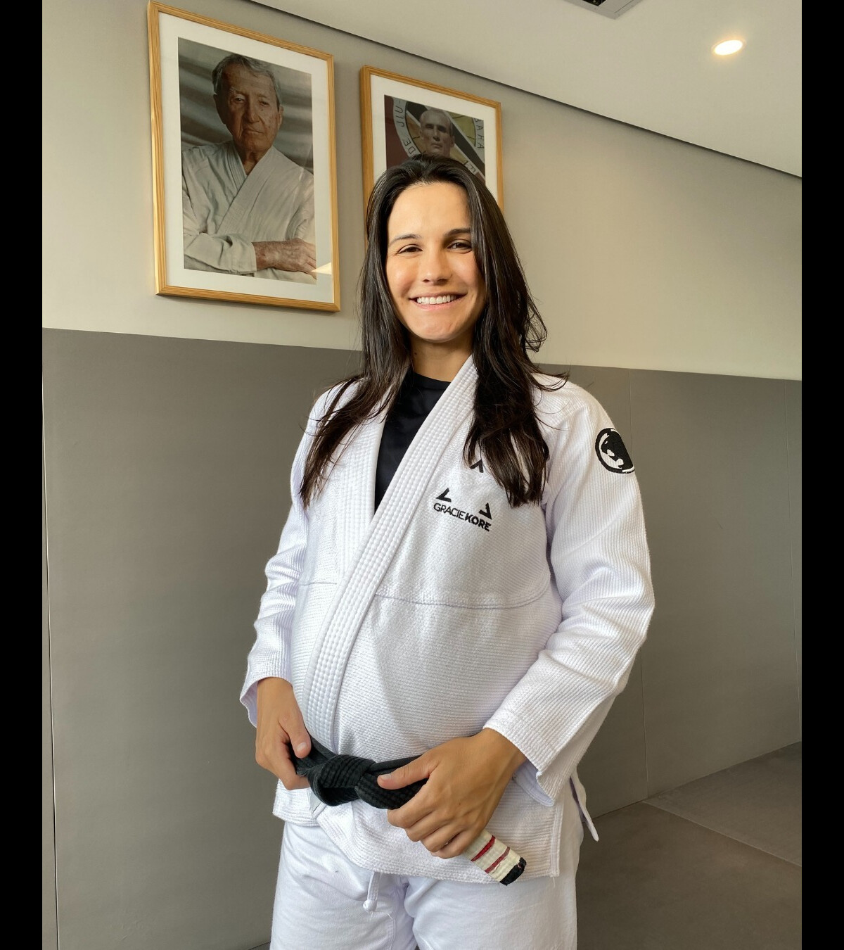 Foto: Kyra Gracie vem mantendo a prática de exercícios na 3ª gravidez ...