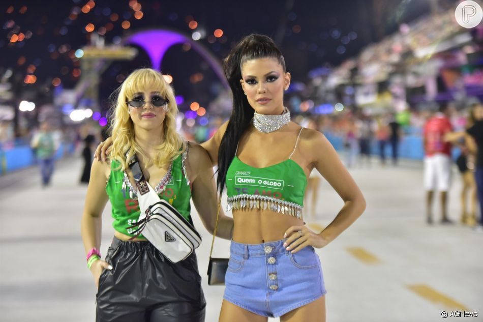 Marcella Rica e Vitoria Strada estão noivas desde 31 de dezembro ...