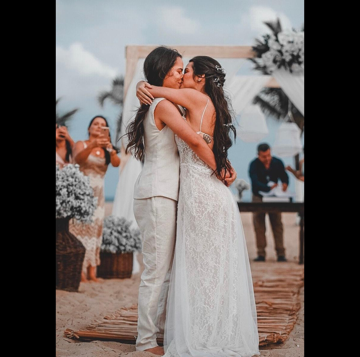 Foto: Cantora Maria Clara escolhe decoração simples para casamento com ...