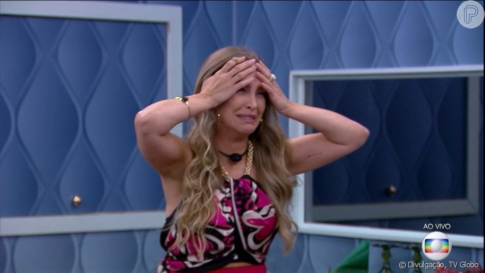 Paredão Falso Do Bbb 21 Carla Diaz Venceu A Disputa E Se Emocionou
