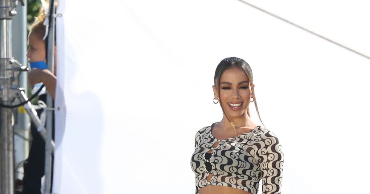 Anitta voltou ao Brasil para gravação de comercial no Rio de Janeiro ...